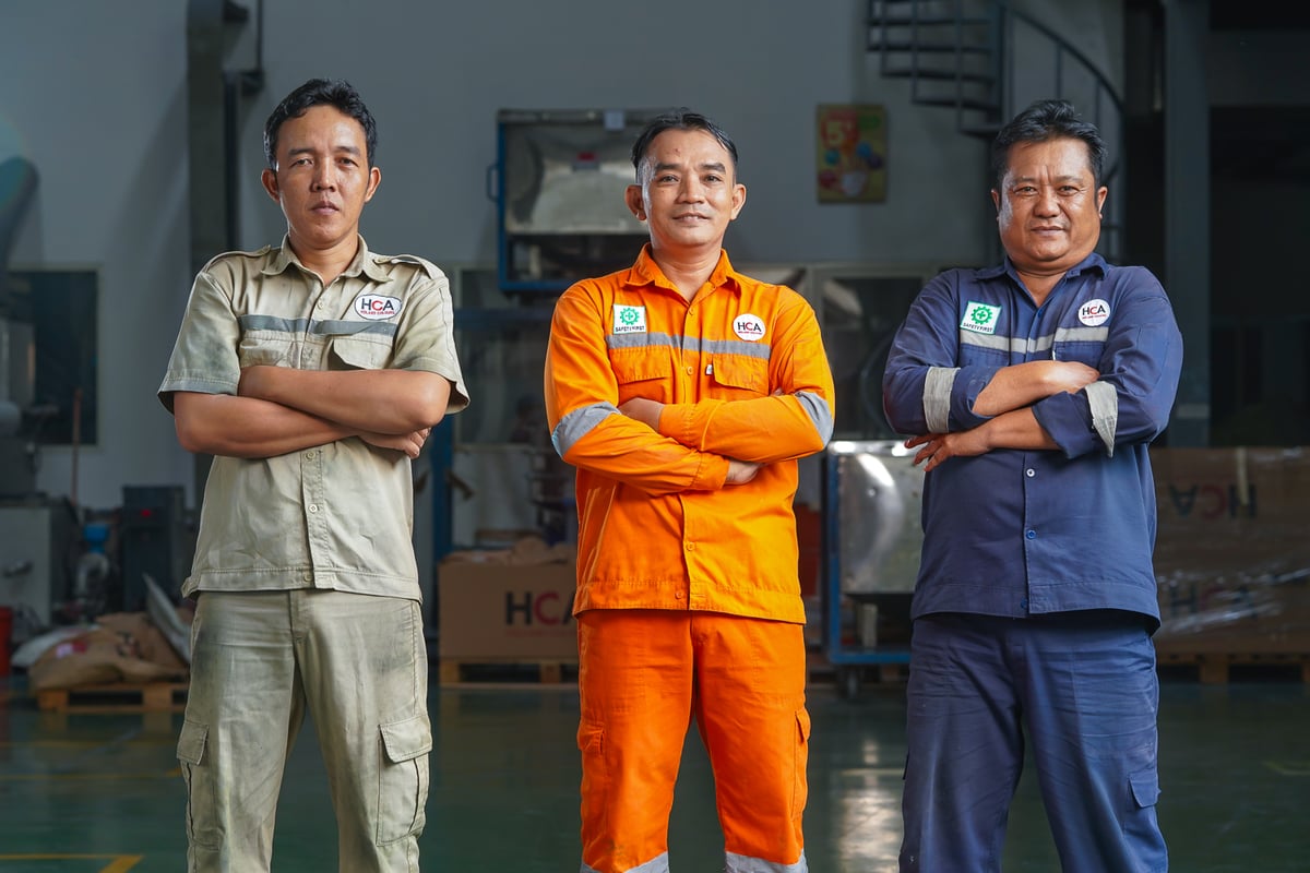About us | Holland Colours