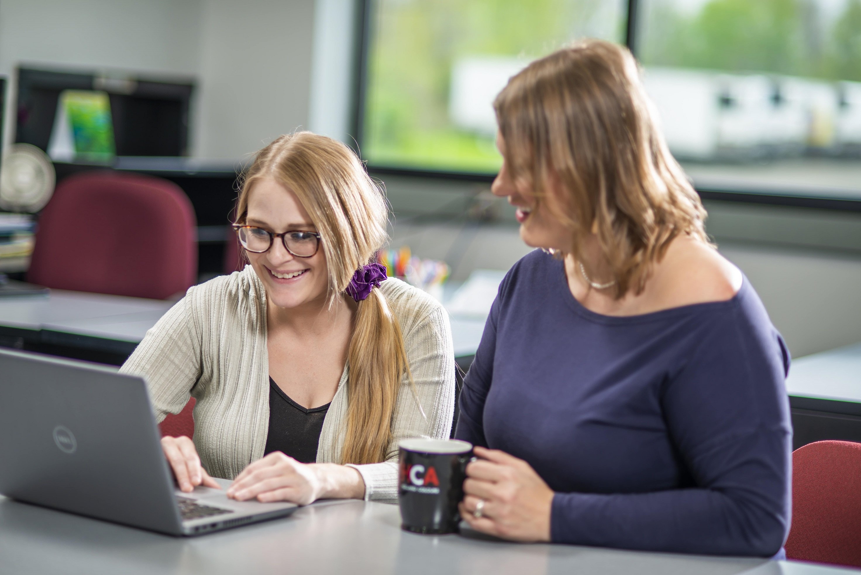 Markets | Holland Colours