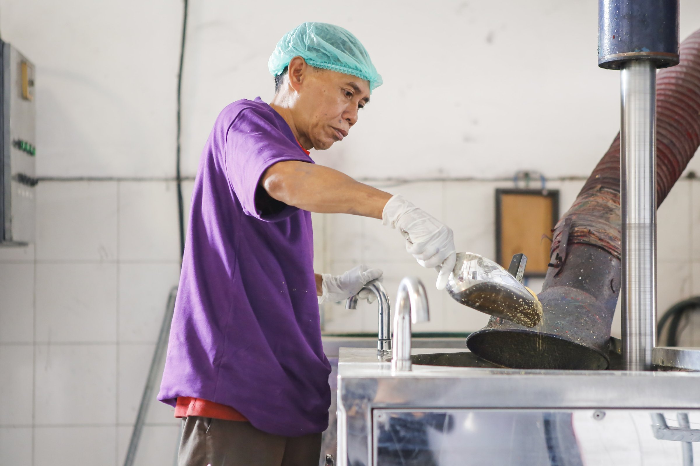 About us | Holland Colours