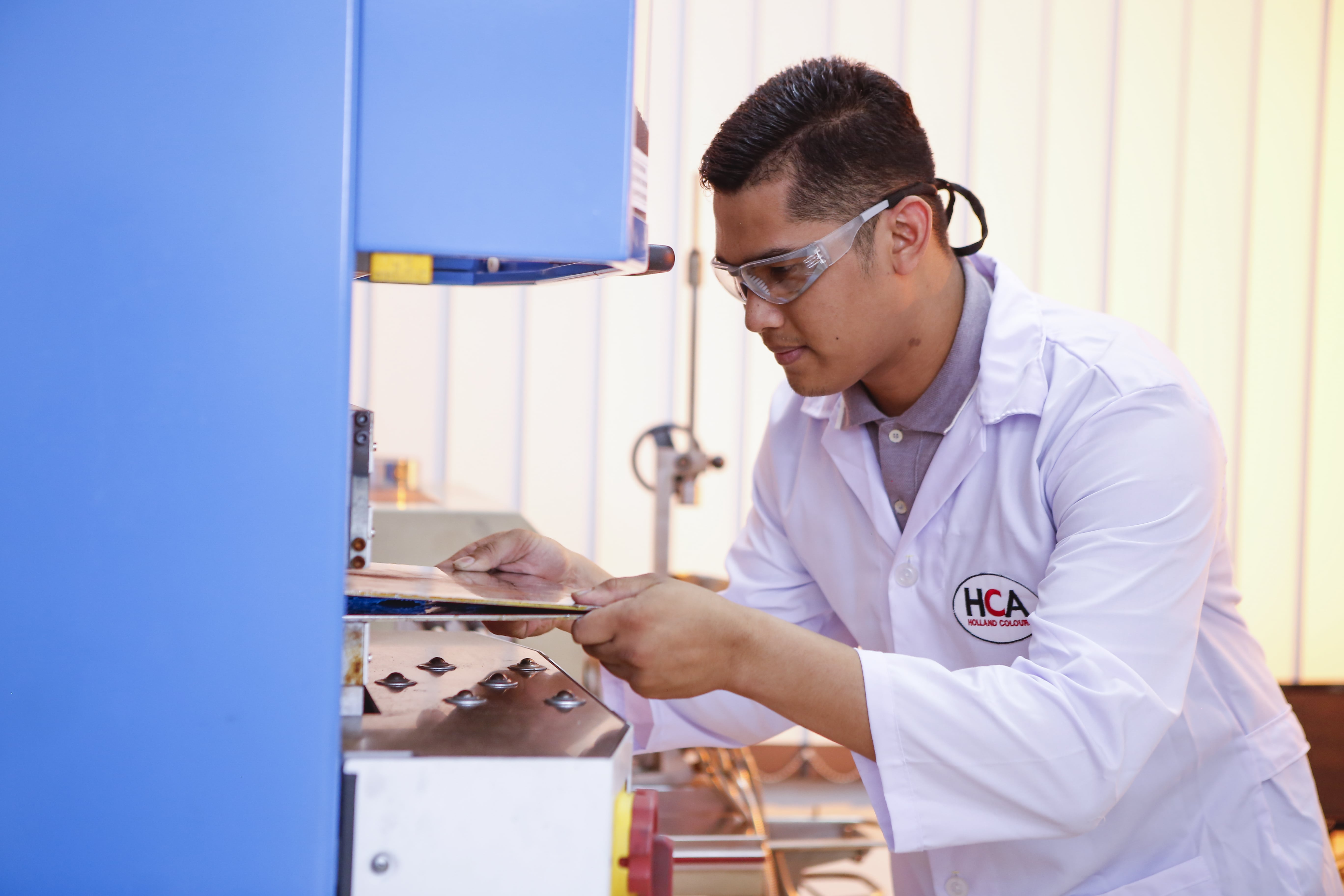 Markets | Coatings, Sealants & Adhesives | Sealants| Holcolex A ...