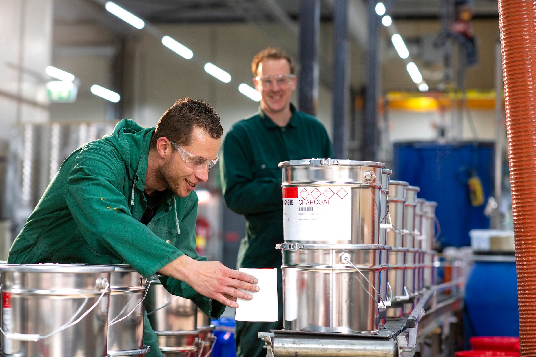 Markets | Coatings, Sealants & Adhesives | Adhesives | Holland Colours