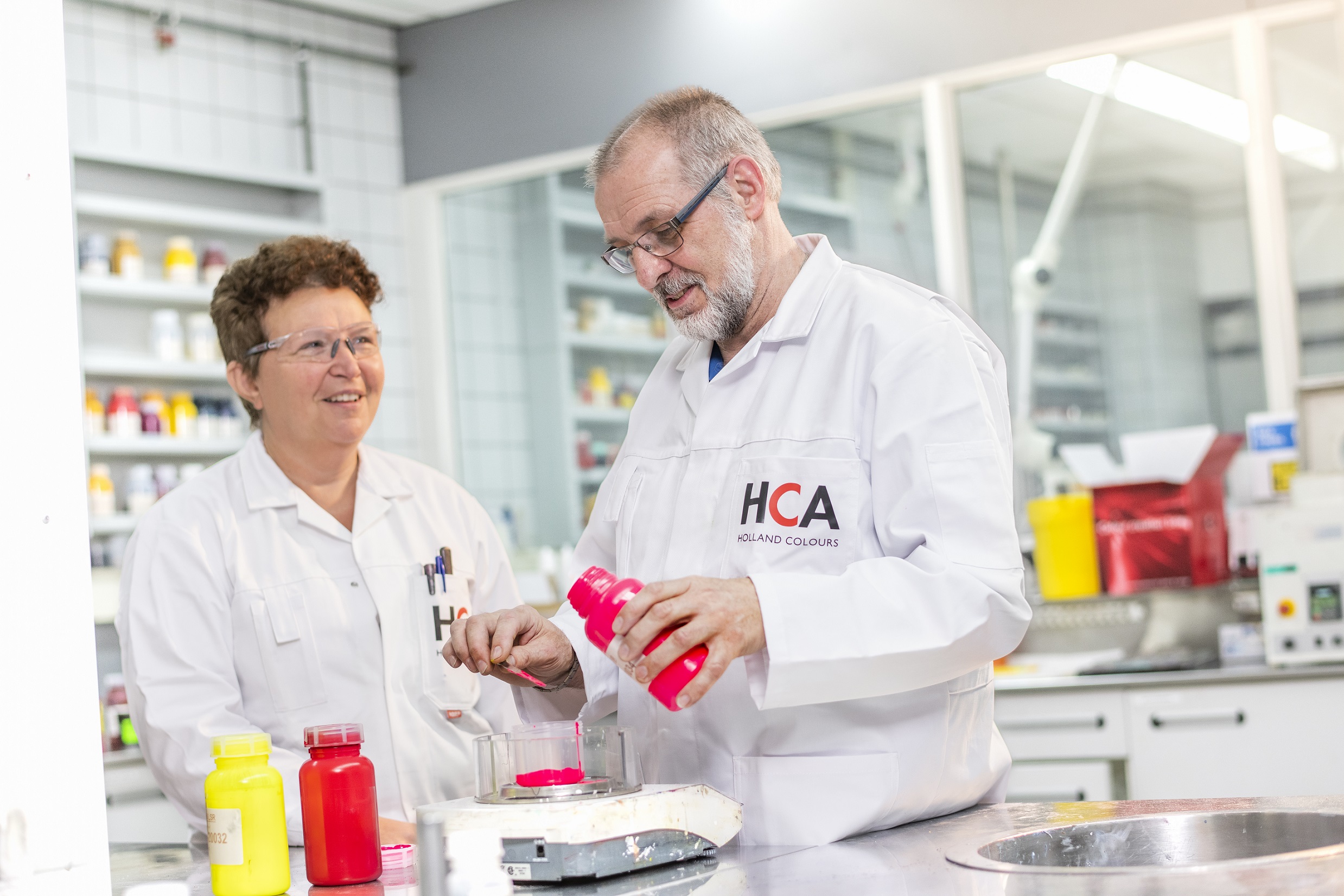 Markets | Packaging | Overview of solutions | Esthetic Solutions ...